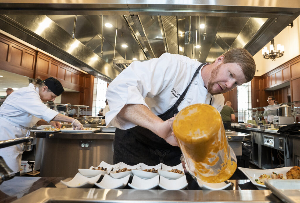 Dining Manager | Military | Vanderbilt University